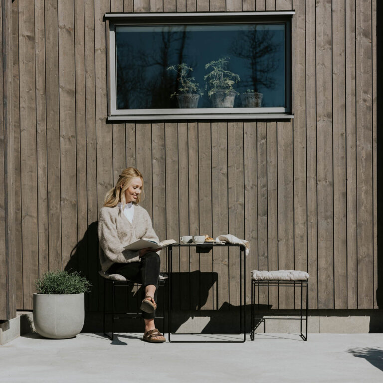 Svenska designmöbler - Tidlös design från Småland | By Shape Design